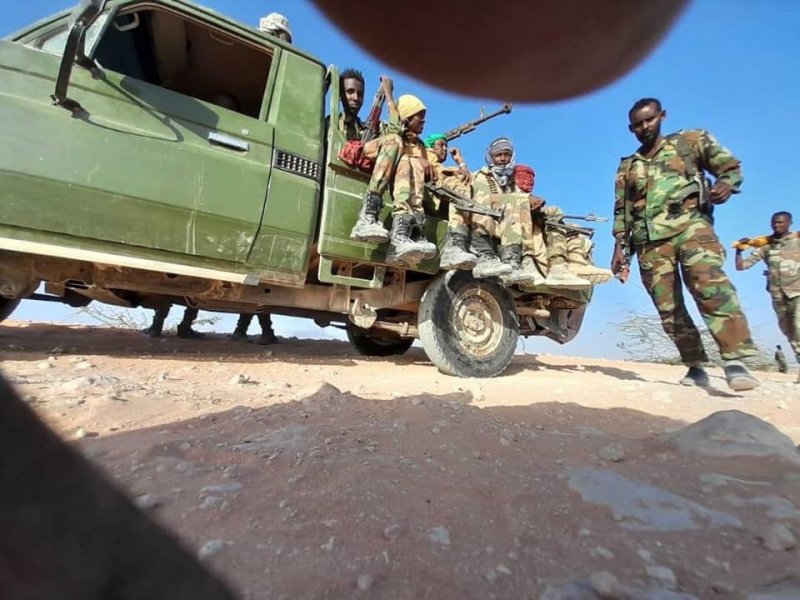 Al-Shabaab Surrounds Coastal Town in Central Somalia as Fear Spreads to ...